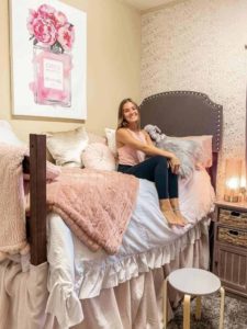 15 Boho Dorm Room Ideas For Your College Dorm